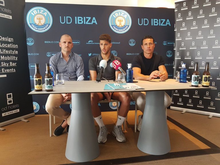 Álex Machuca fichaje de la UD Ibiza - Segunda B, Videos - FutbolBalear.es